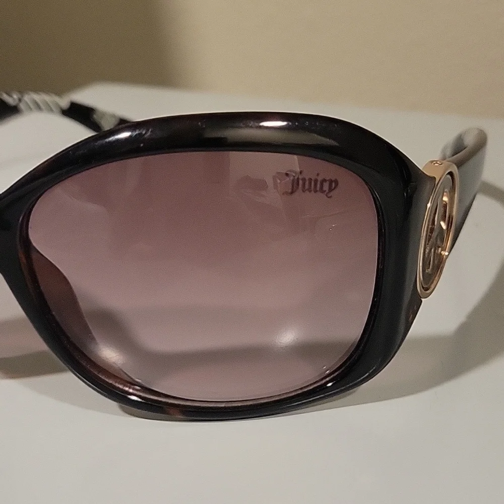 Juicy Couture | Accessories | Juicy Couture Limited Edition Peace Sign ...